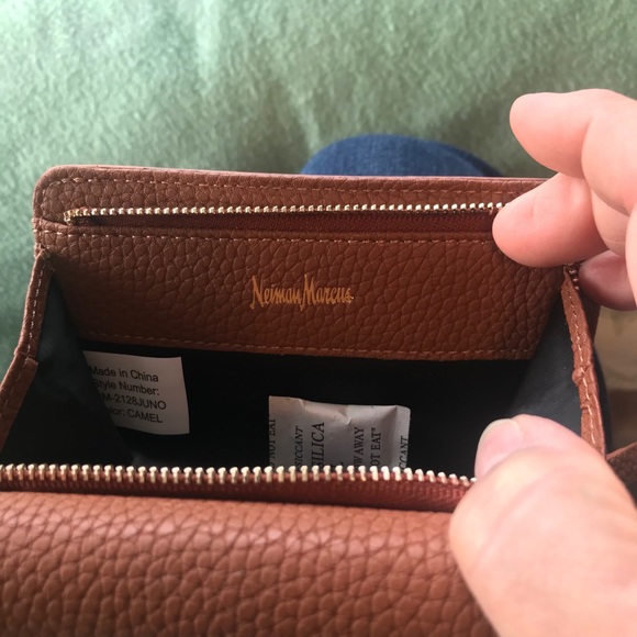 Neiman Marcus Brand Purses | semashow.com